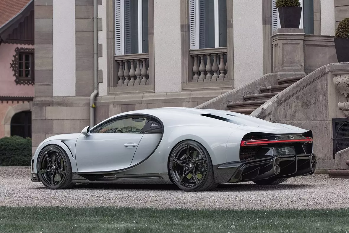 I-Bugatti Chiron Super Sport