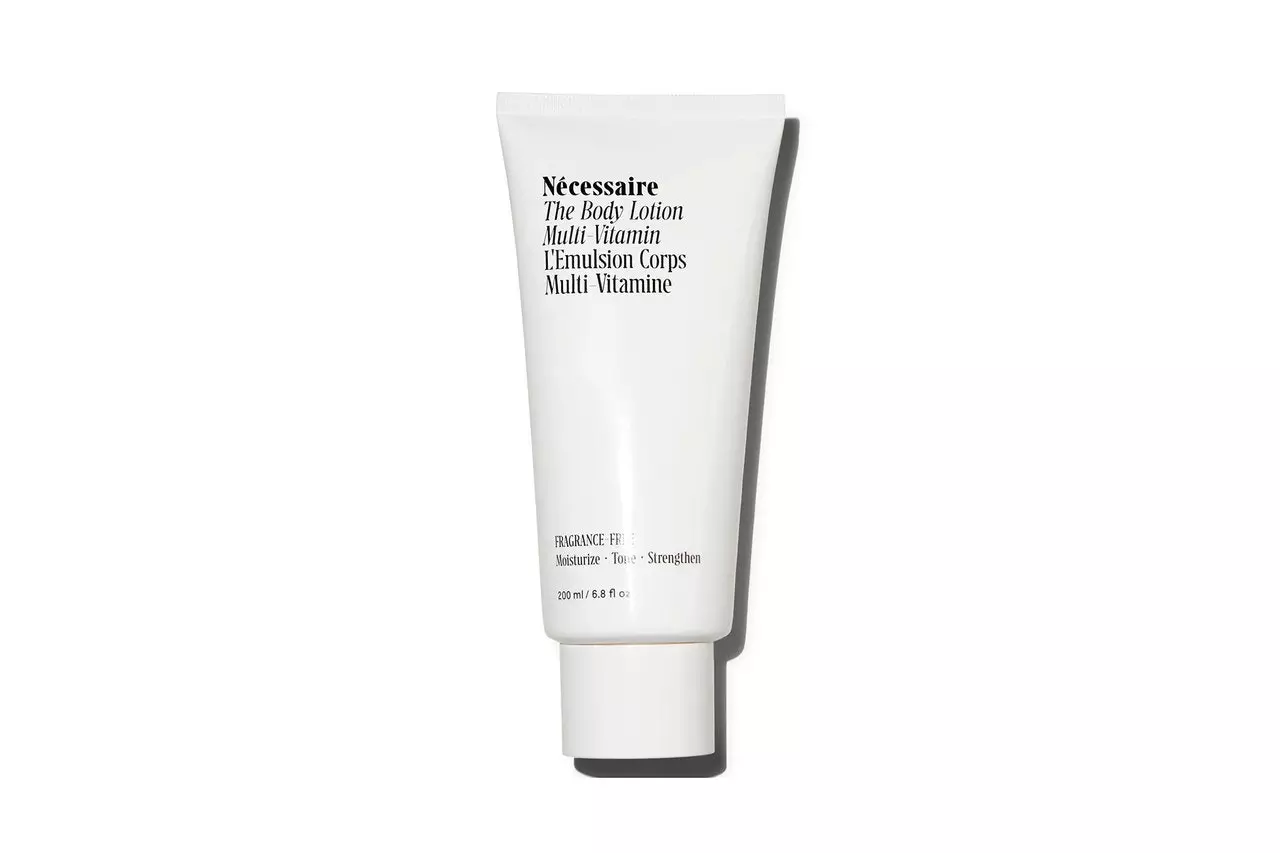 I-Ncessaire moisturizing body cream.